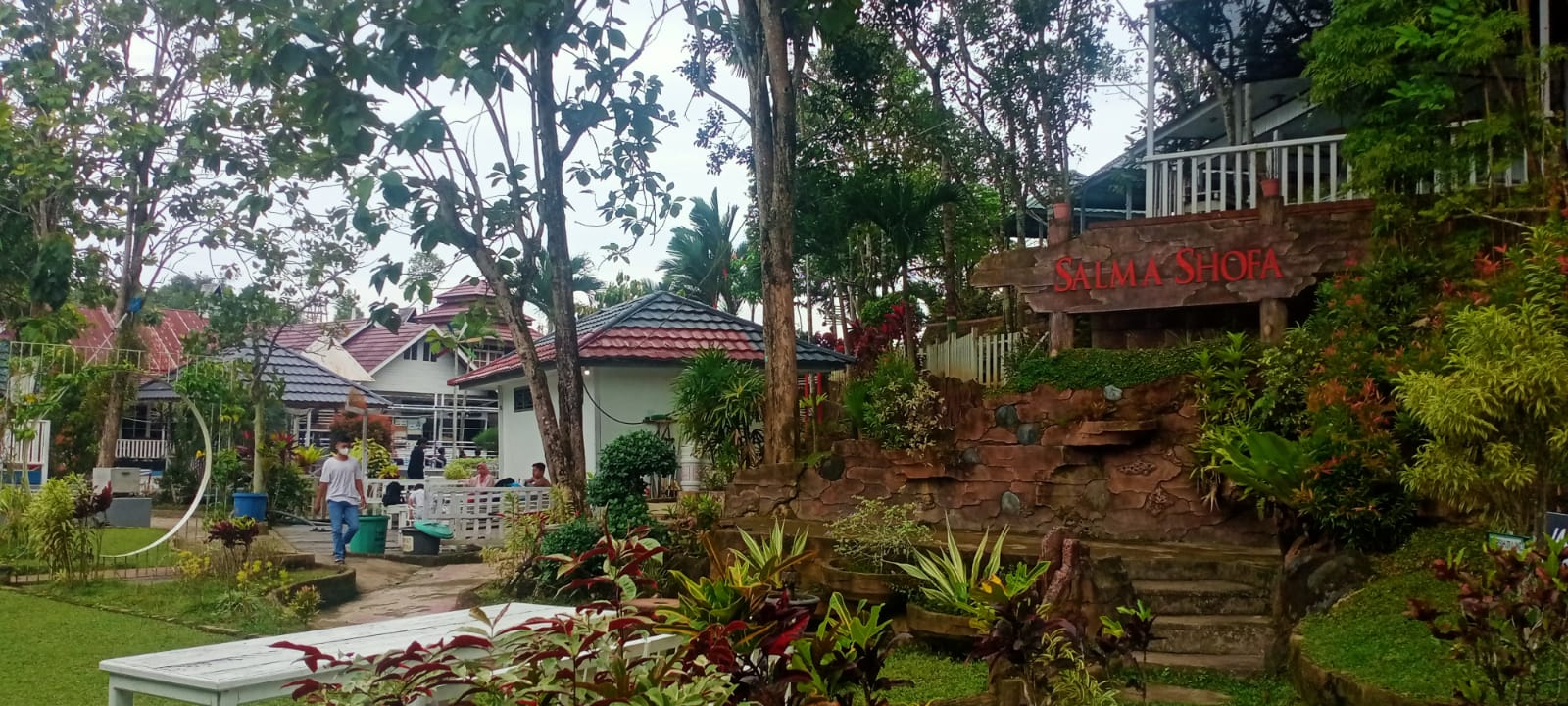 Taman Salma Shofa Tempat Rekreasi dan Edukasi di Kota Samarinda ...